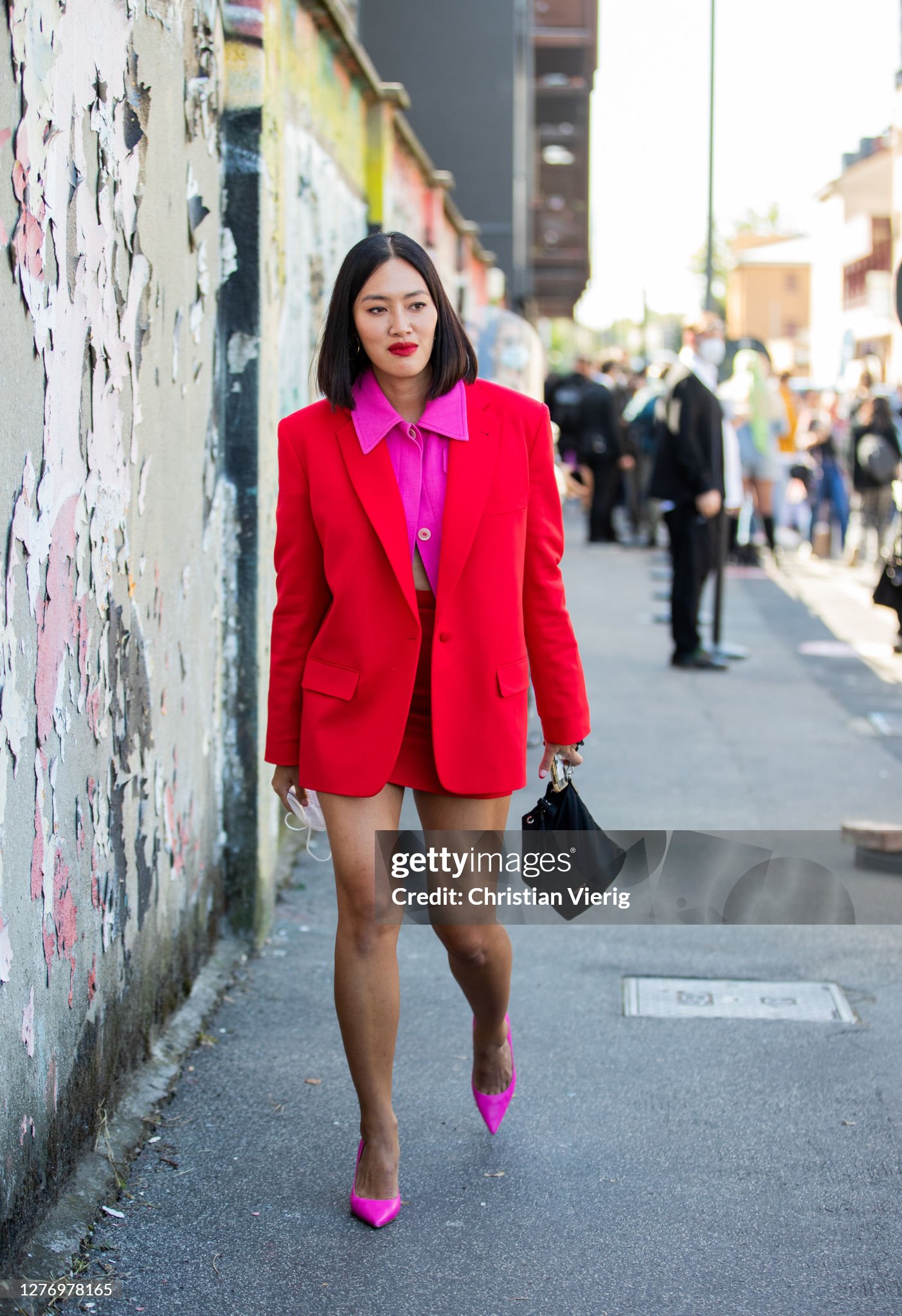 RECREATING TIFFANY HSU FASHION: RED AND PINK COLOR-BLOCKING – YESHUA ...